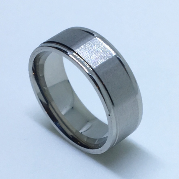 3 Royal Dazzy | Jewelry | Silver Dented Line Edges On Stainless Steel ...